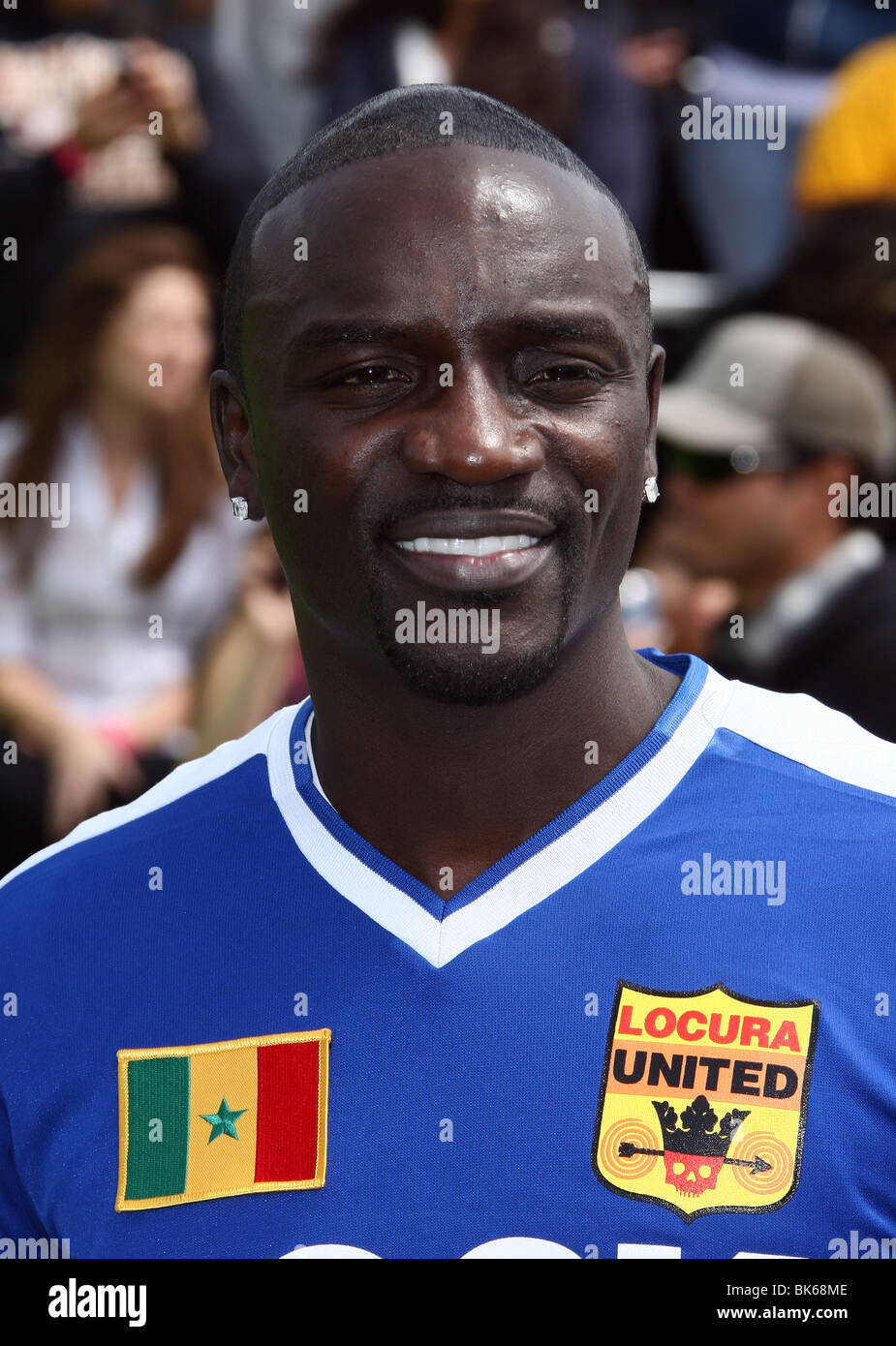 AKON ROCK N GOL MTV TR3S KICKS OFF THE WORLD CUP TV SPECIAL CARSON LOS ...