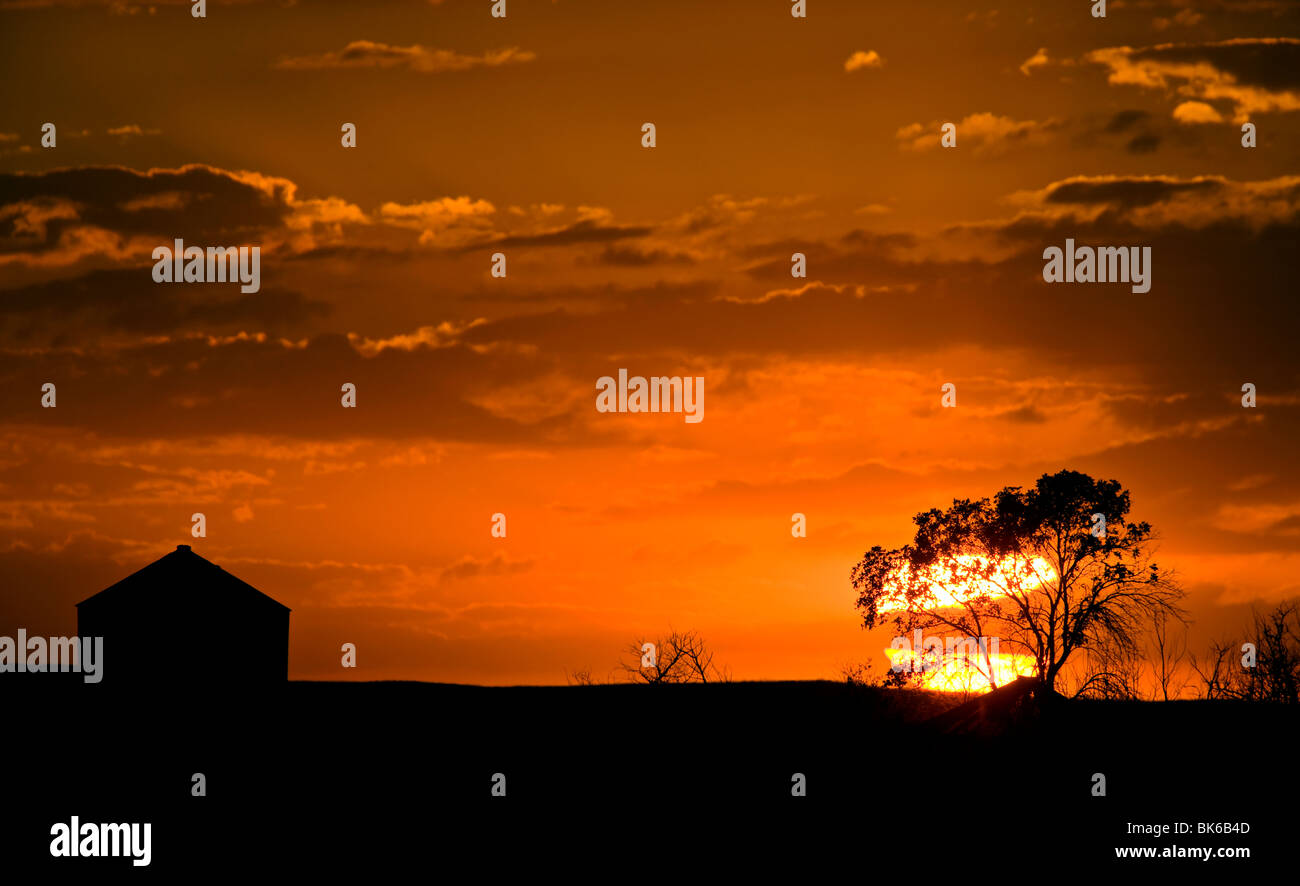 Horizontal prairies hi-res stock photography and images - Alamy