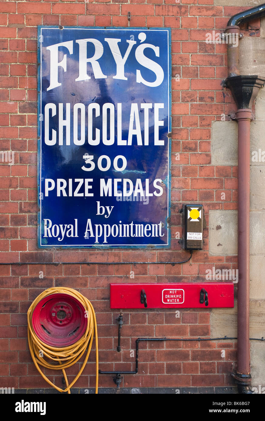 Frys chocolate advertising sign hi-res stock photography and images - Alamy