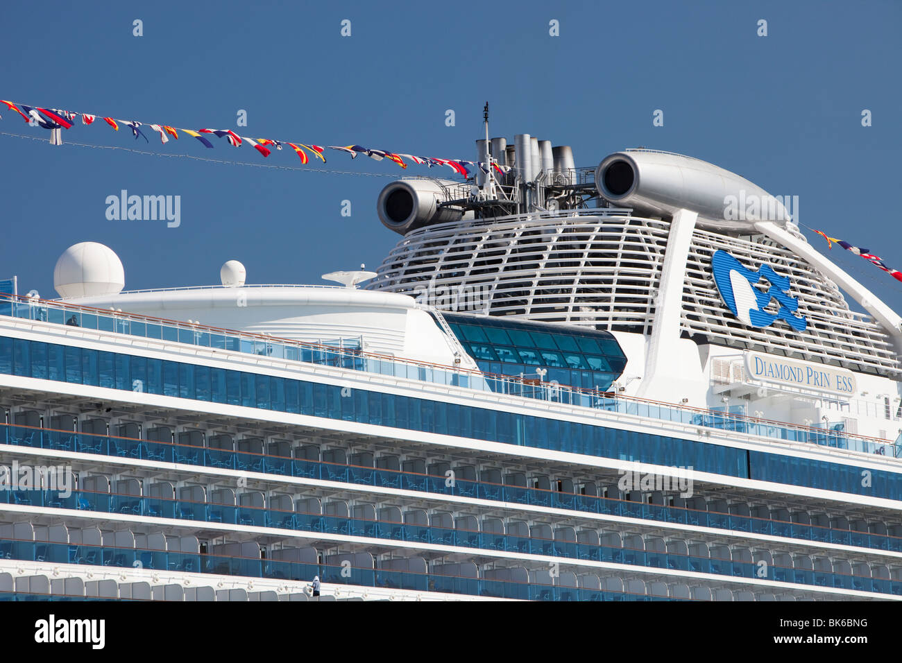 Diamond princess hi-res stock photography and images - Alamy