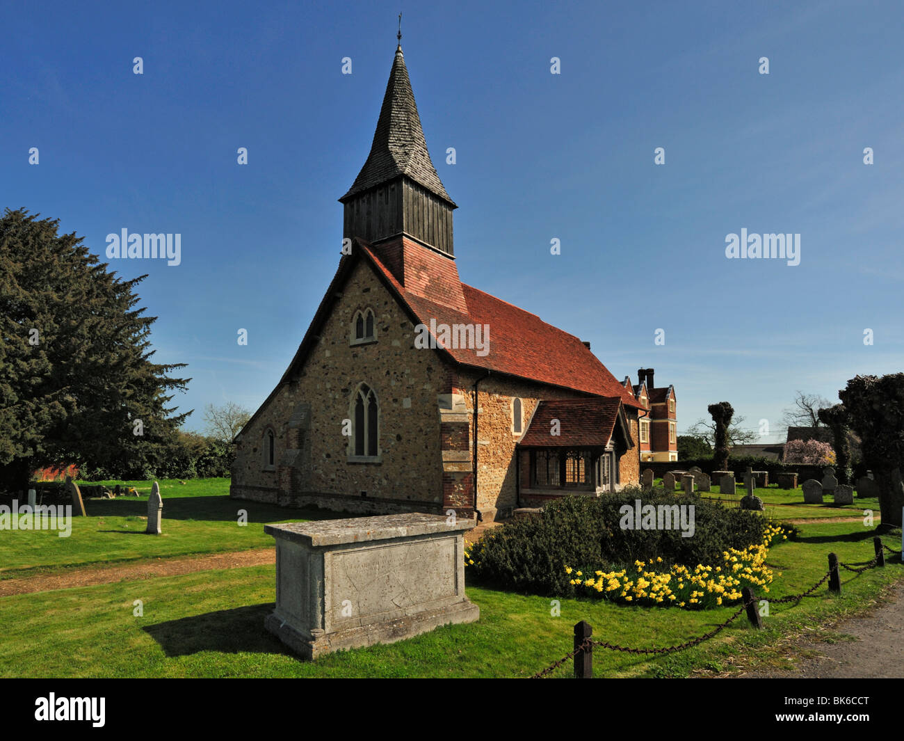 St margaret's parish church hi-res stock photography and images - Alamy