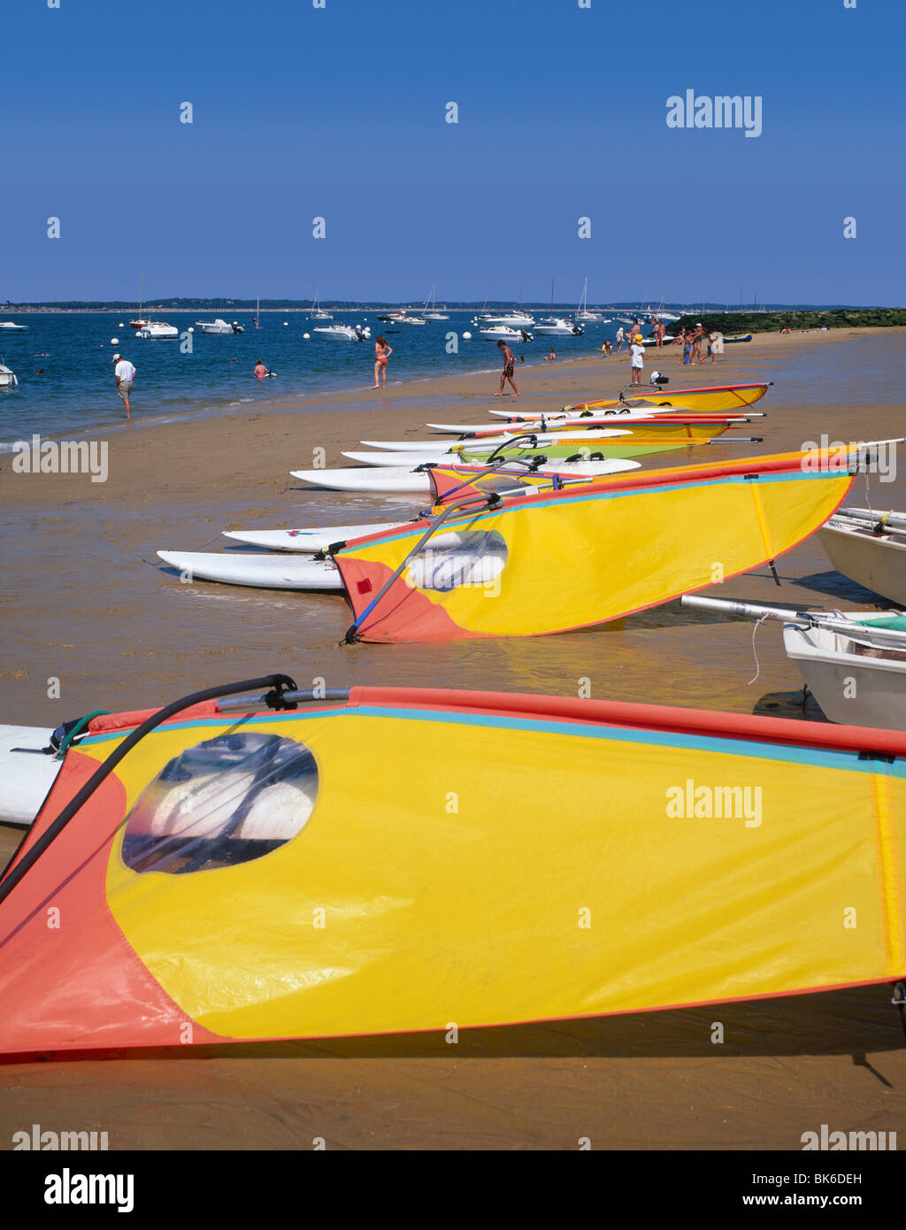 Windsurfers france hi-res stock photography and images - Alamy