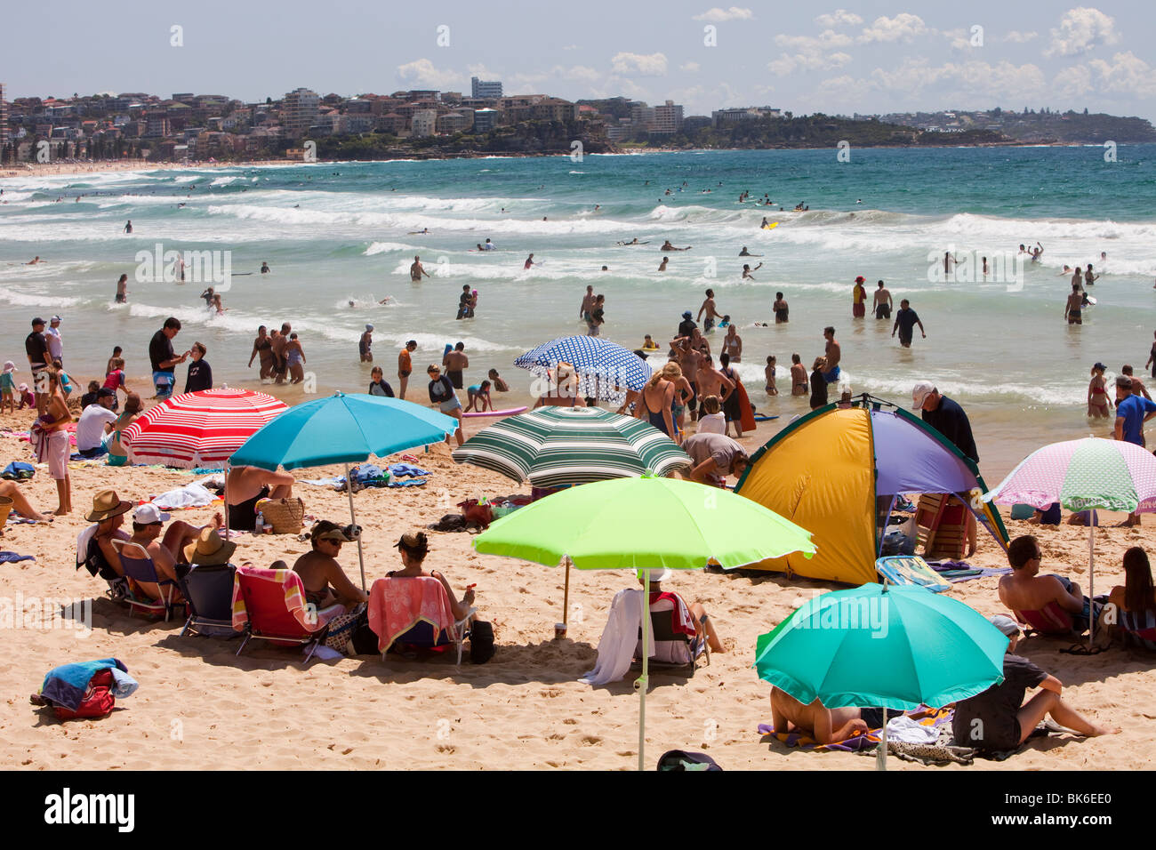 Beach Crowds Stock Photos & Beach Crowds Stock Images - Alamy