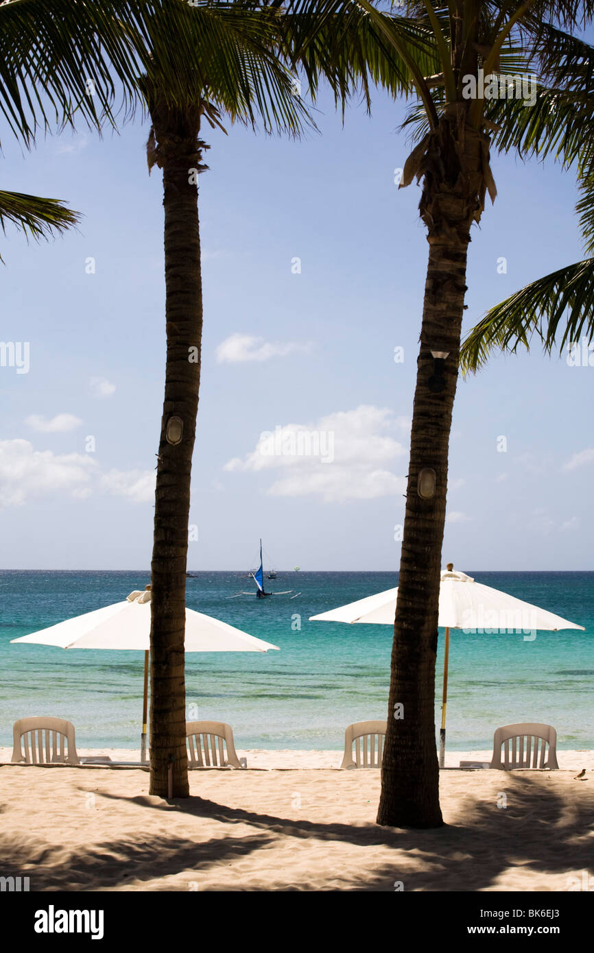 Parasols on the beach Stock Photo - Alamy