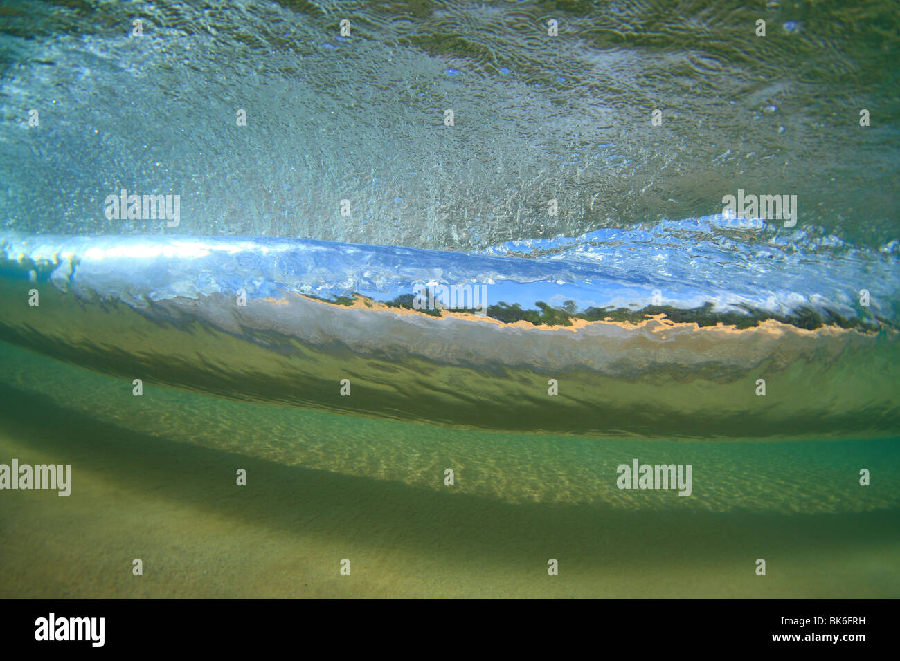 Underwater tube wave hi-res stock photography and images - Alamy