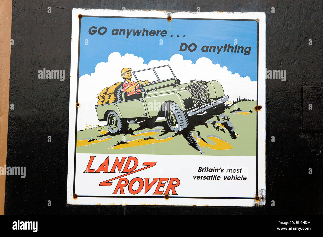 Vintage land rover poster hi-res stock photography and images - Alamy