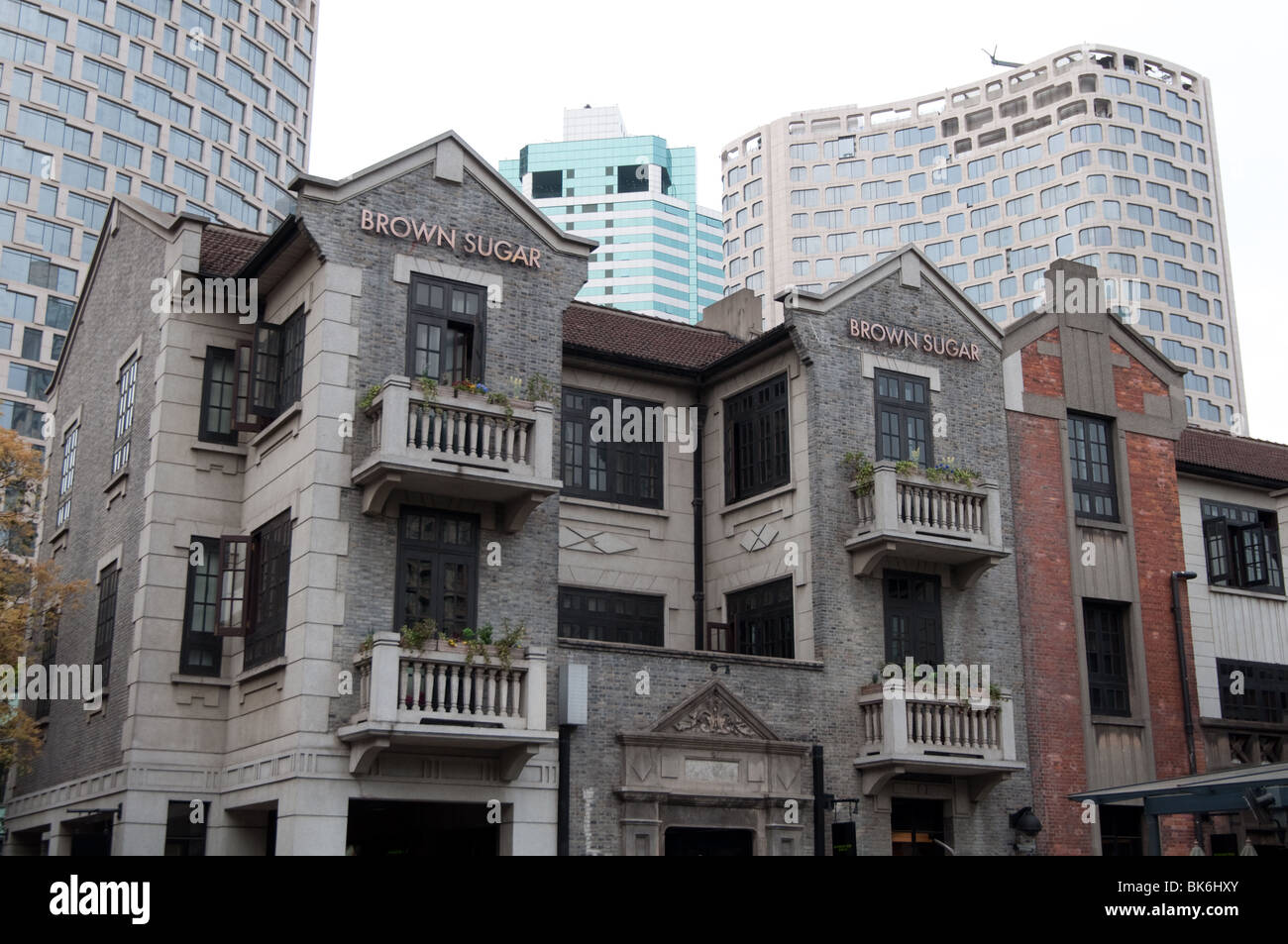 Xintiandi, Shanghai, China Stock Photo - Alamy