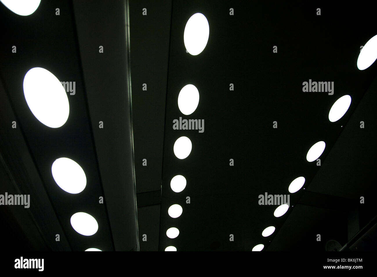 Row Of Ceiling Lights High Resolution Stock Photography and Images - Alamy