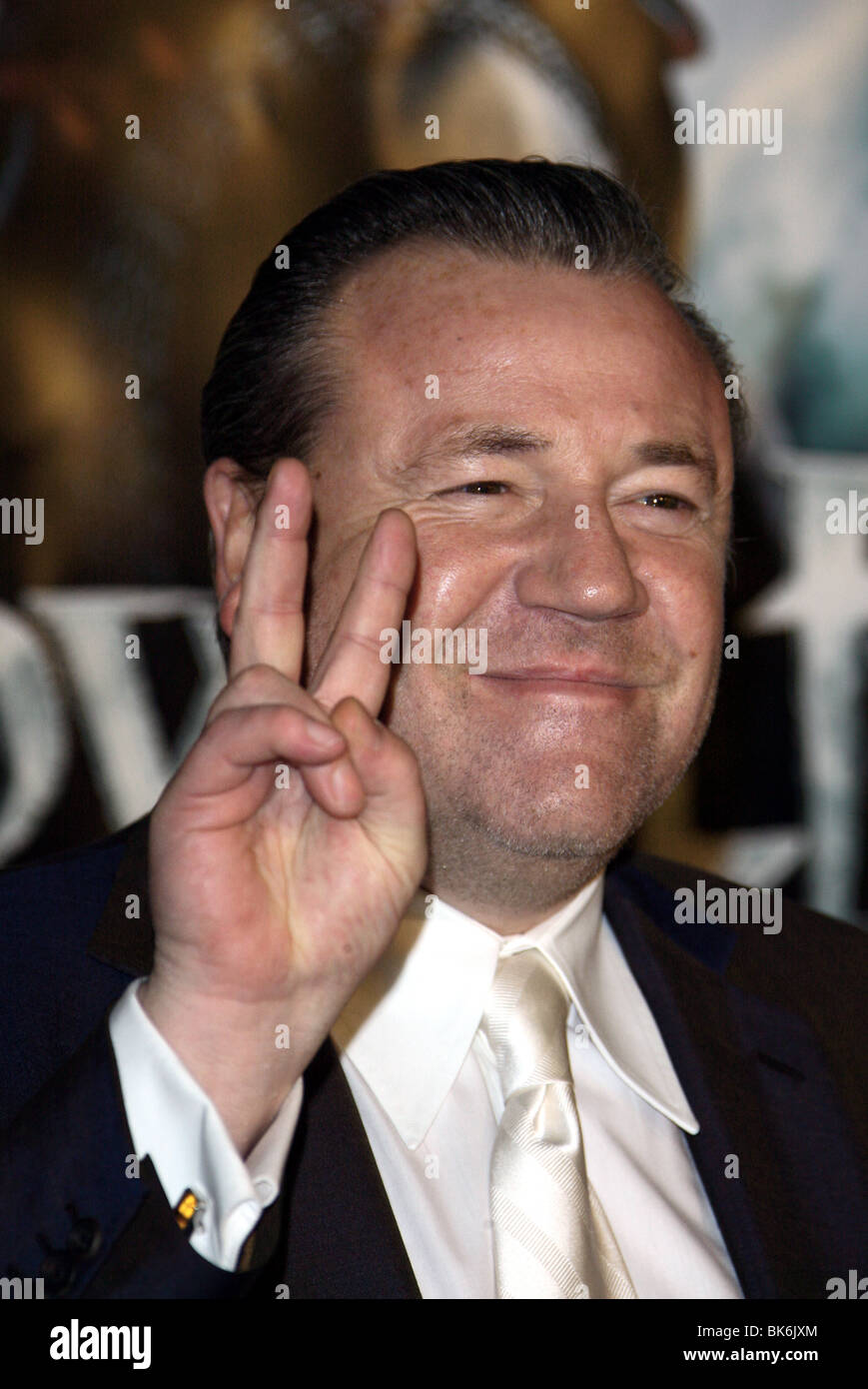 RAY WINSTONE BEOWULF LOS ANGELES PREMIERE WESTWOOD LOS ANGELES USA 05 ...
