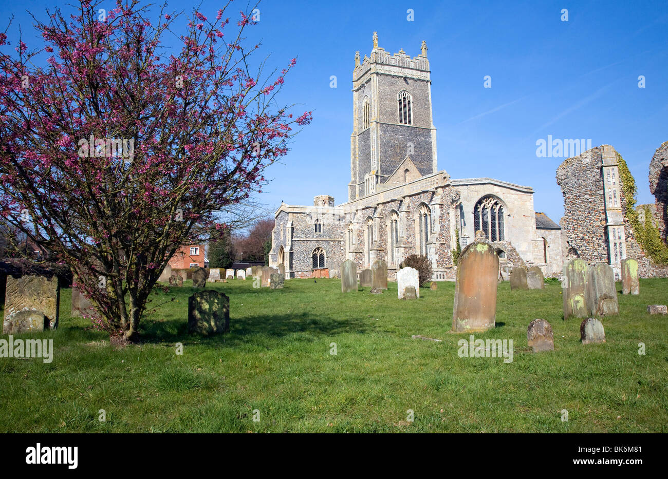 St andrew’s church walberswick hi-res stock photography and images - Alamy