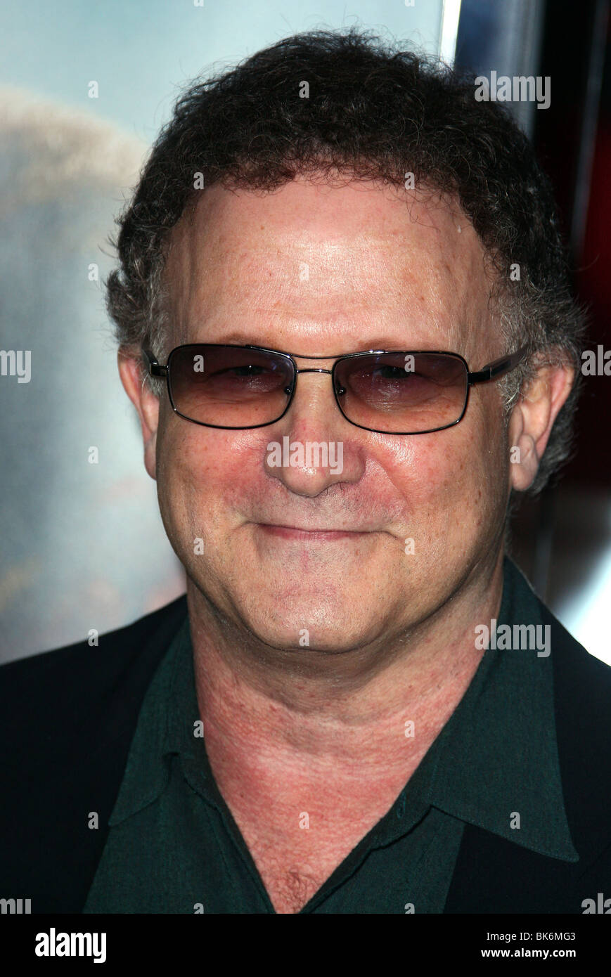 ALBERT BROOKS THE BUCKET LIST LOS ANGELES BENEFIT PREMIERE CINERAMA ...