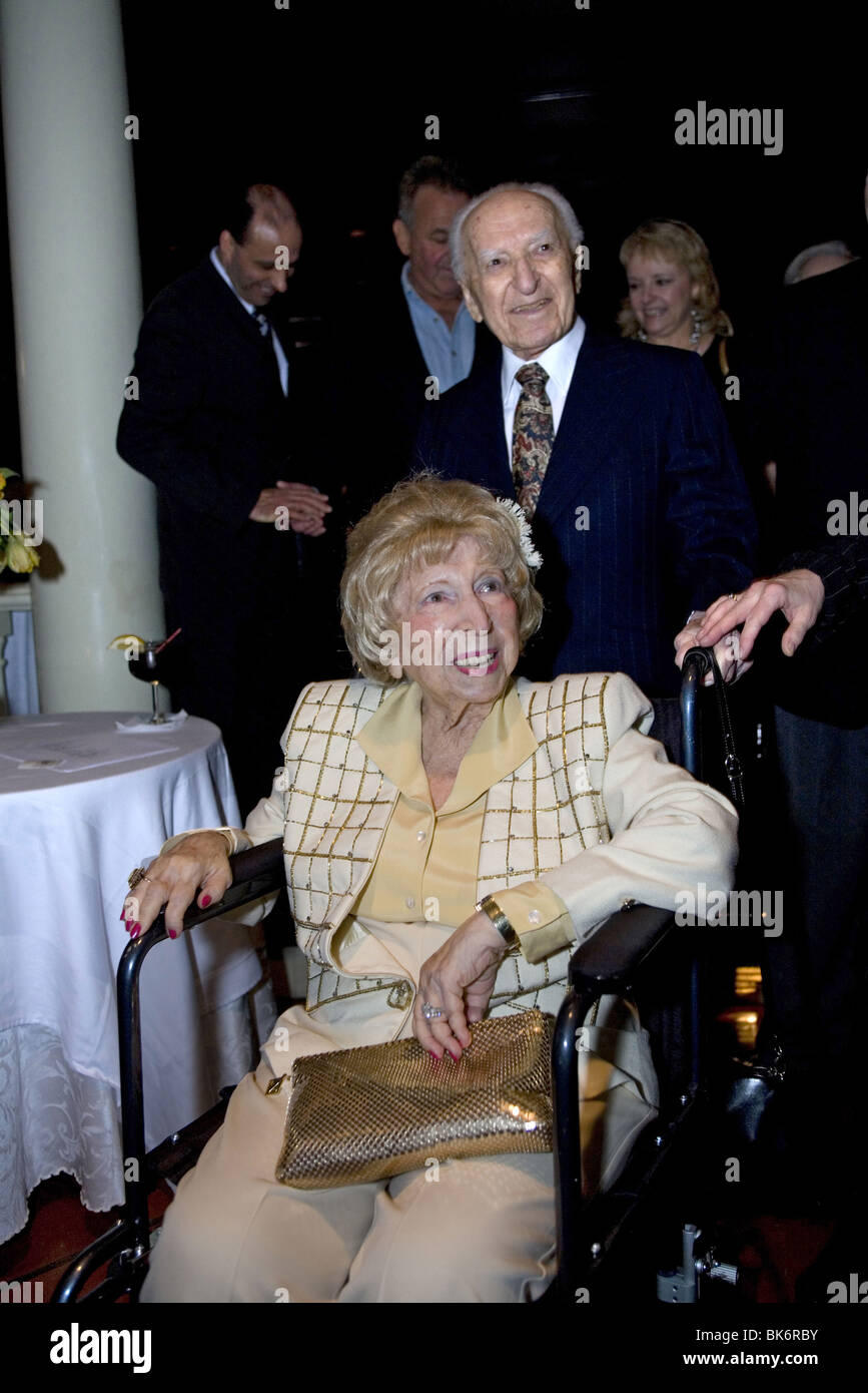 Married couple both in their late nineties celebrate their 75th wedding ...