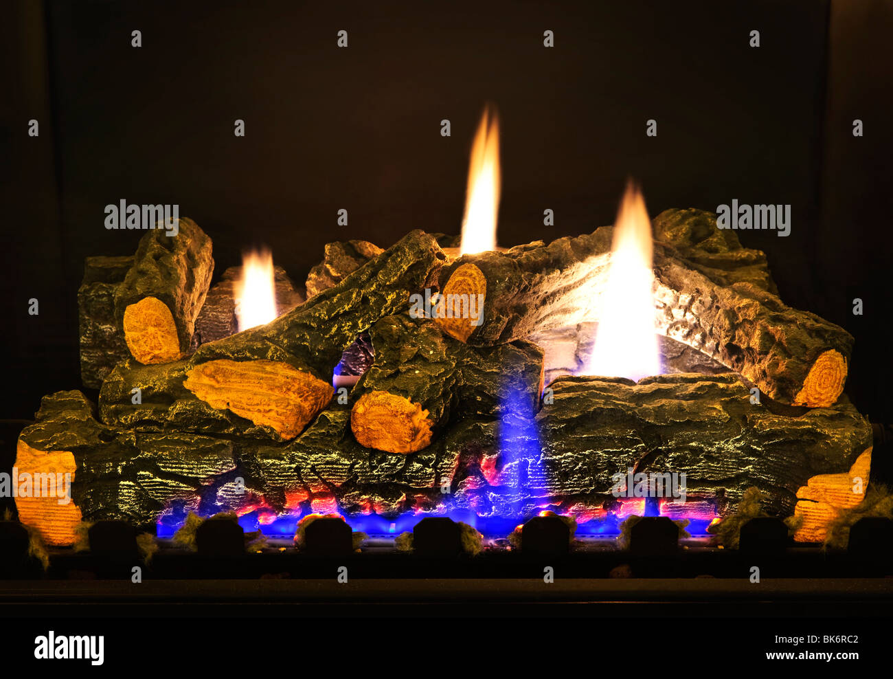 Modern gas fireplace hi-res stock photography and images - Alamy