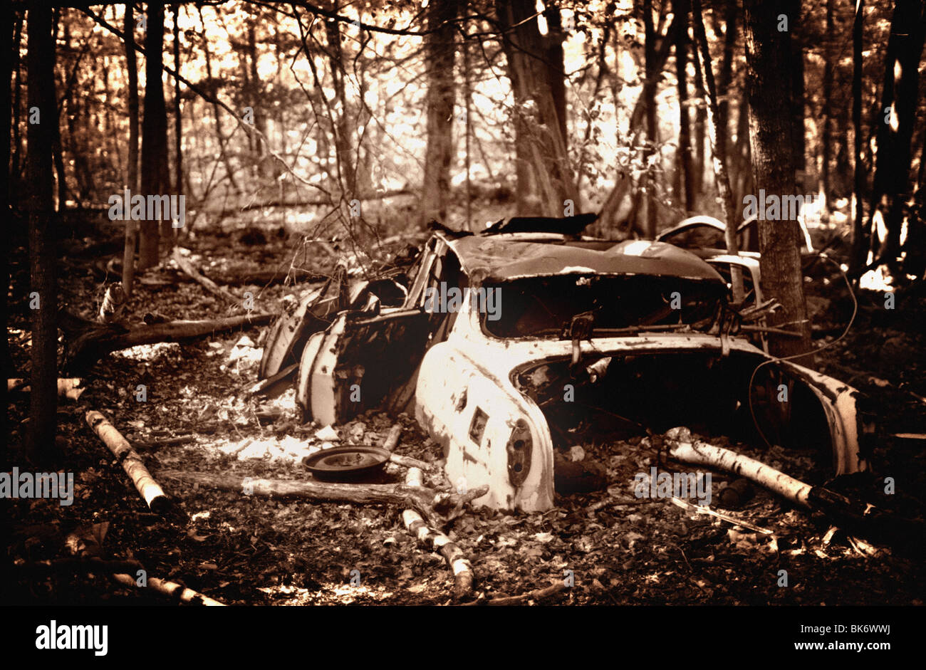 Junky car hi-res stock photography and images - Alamy