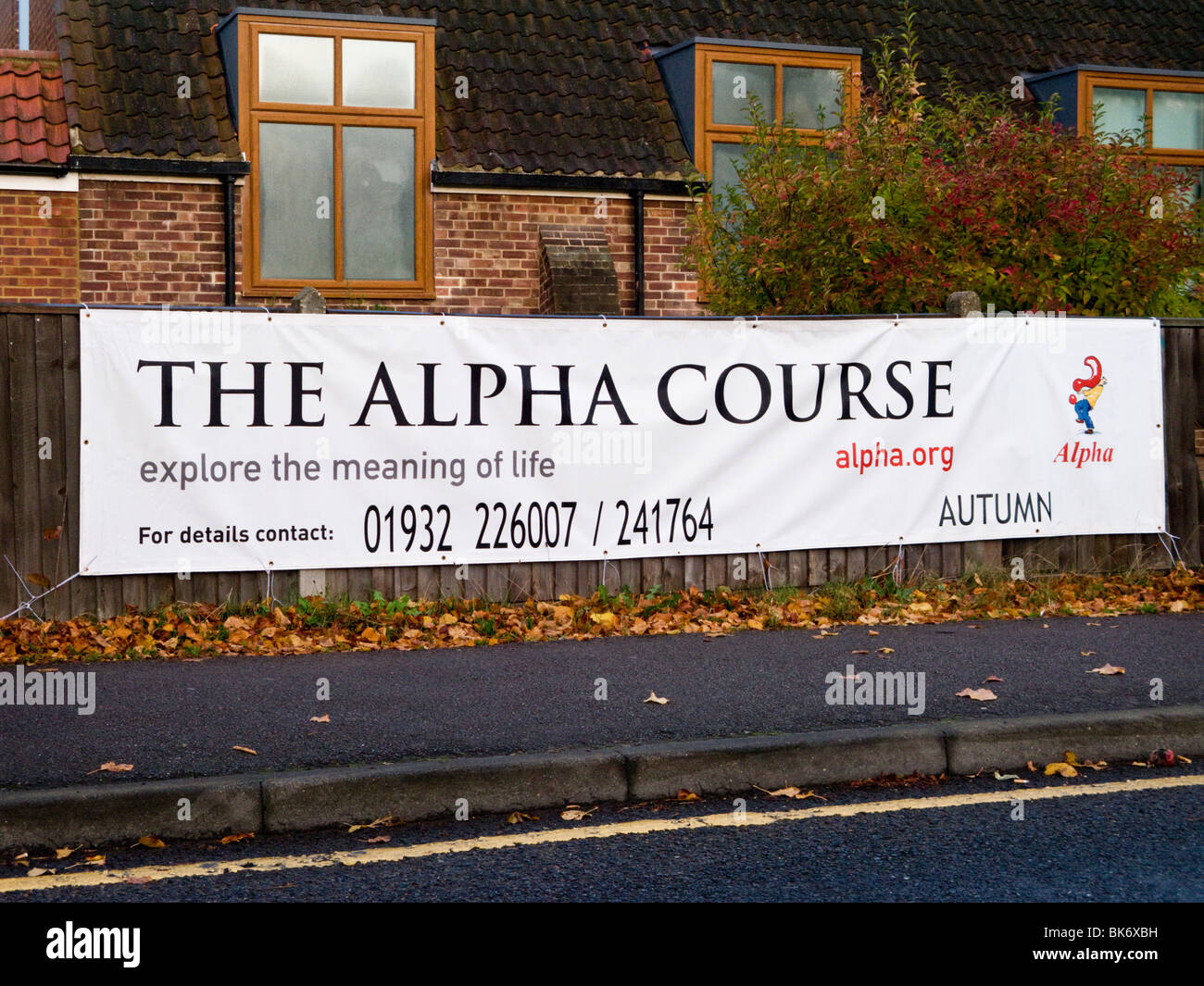 Alpha course christian hi-res stock photography and images - Alamy
