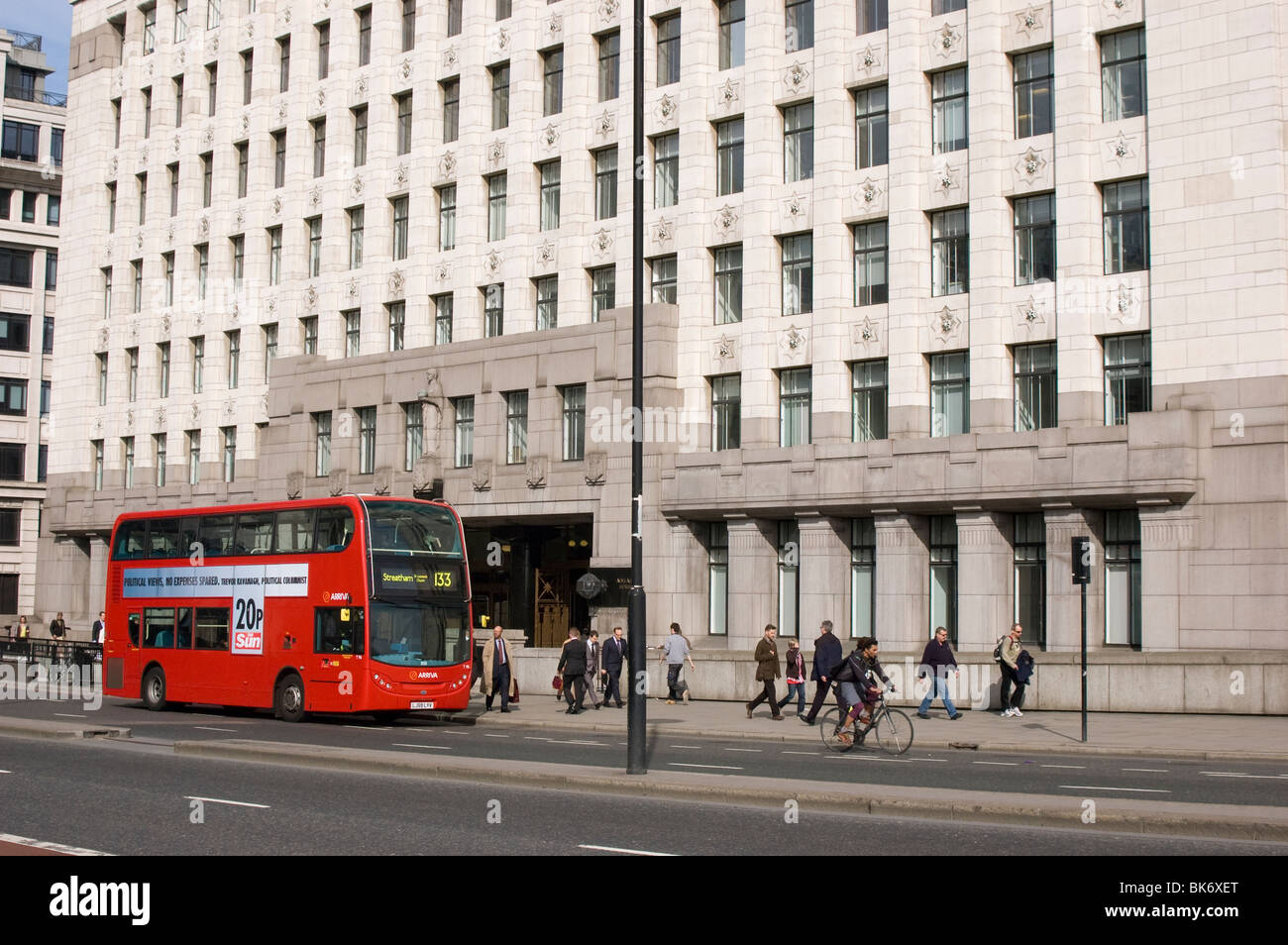 Adelaide house london bridge london hi-res stock photography and images ...