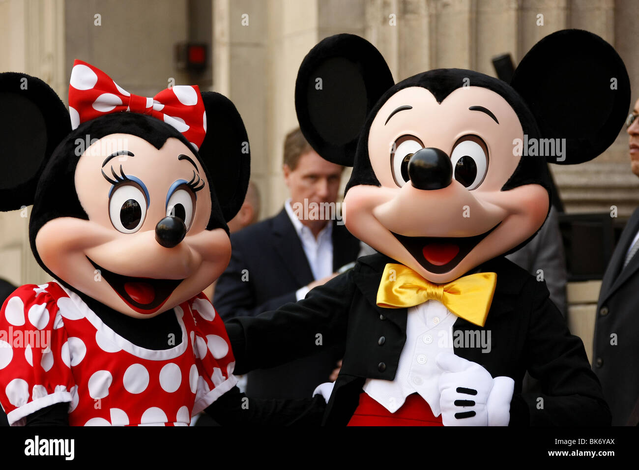 MINNIE MOUSE & MICKEY MOUSE MICHAEL D. EISNER HOLLYWOOD WALK OF FAME ...