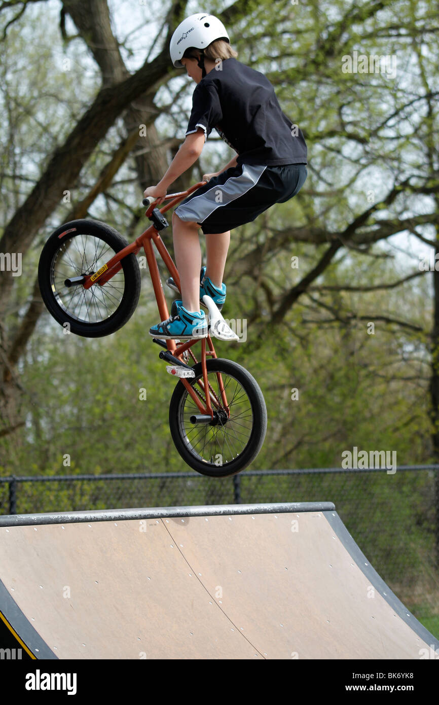 Bicycle ramp hi-res stock photography and images - Alamy