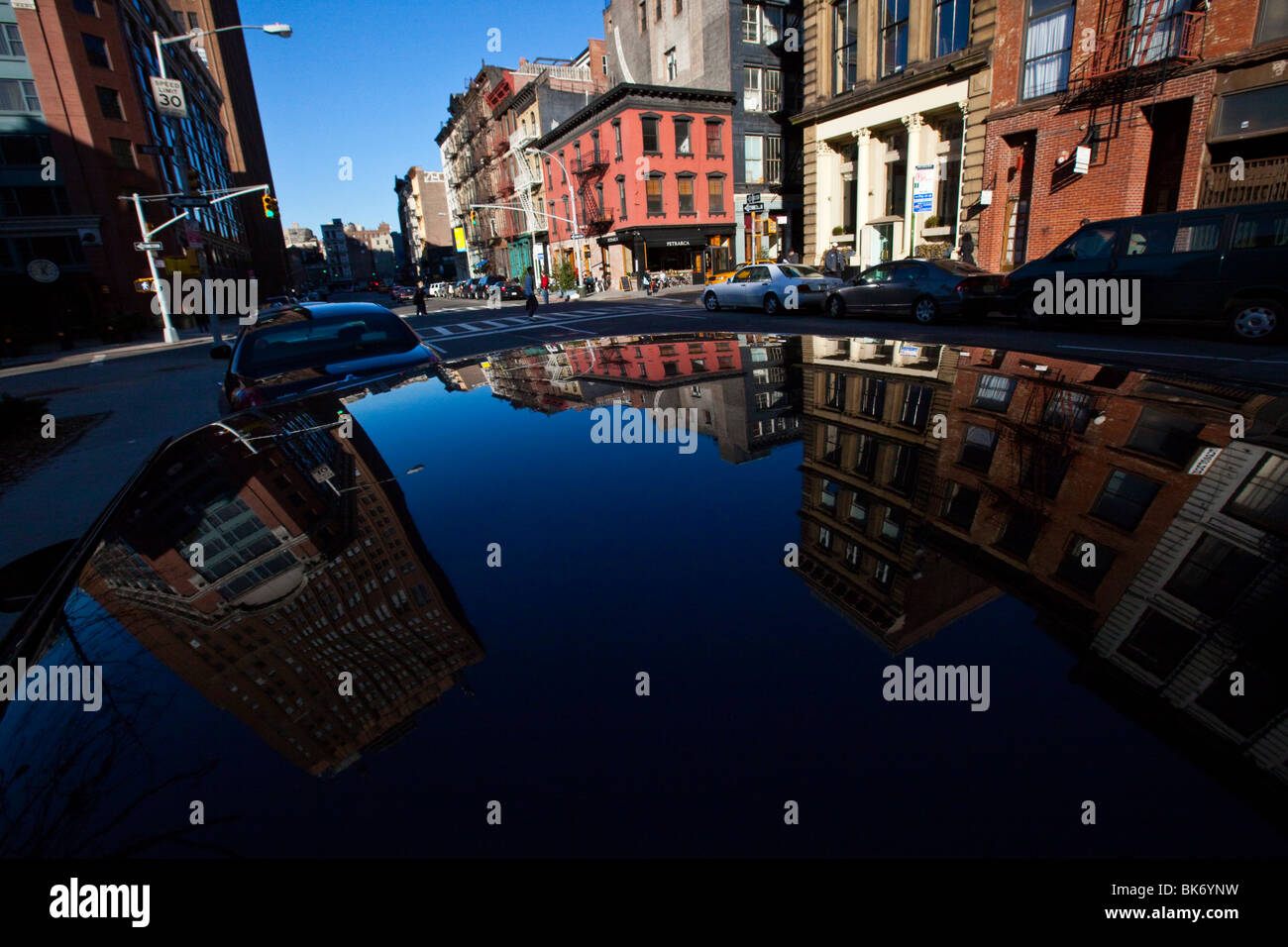 Livery taxi new york hi-res stock photography and images - Alamy