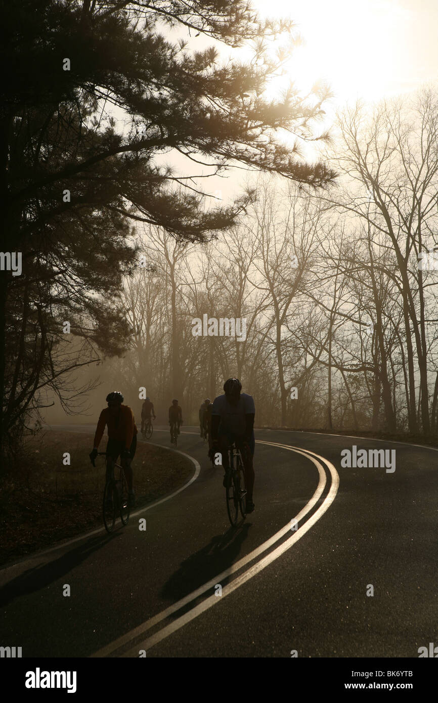 Number of cyclists hi-res stock photography and images - Alamy