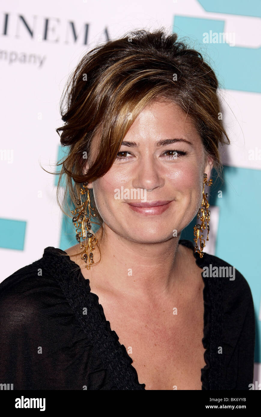 Maura tierney semi pro semi pro hi-res stock photography and images - Alamy