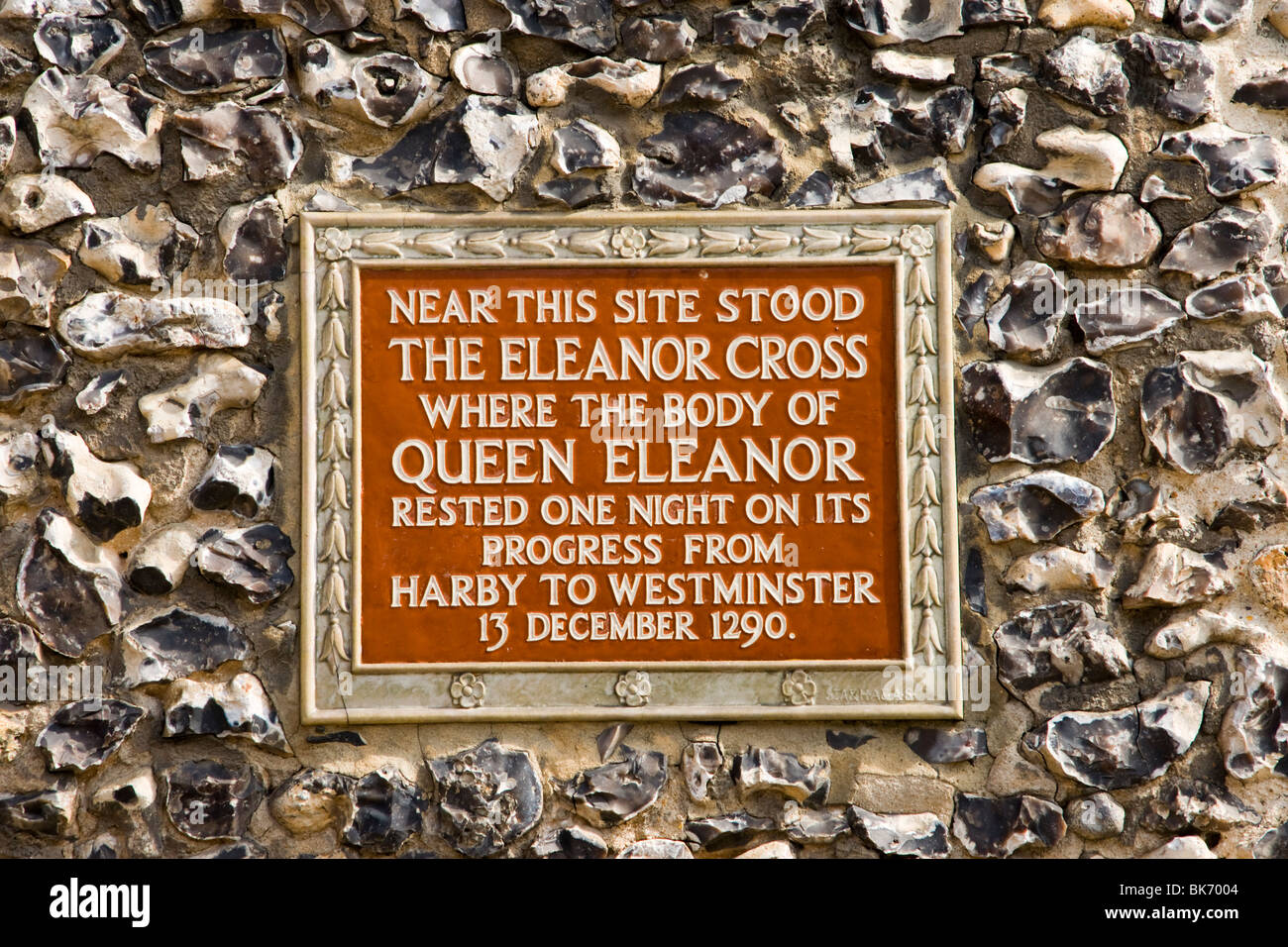 Queen Eleanor Cross sign, St. Albans, UK Stock Photo - Alamy