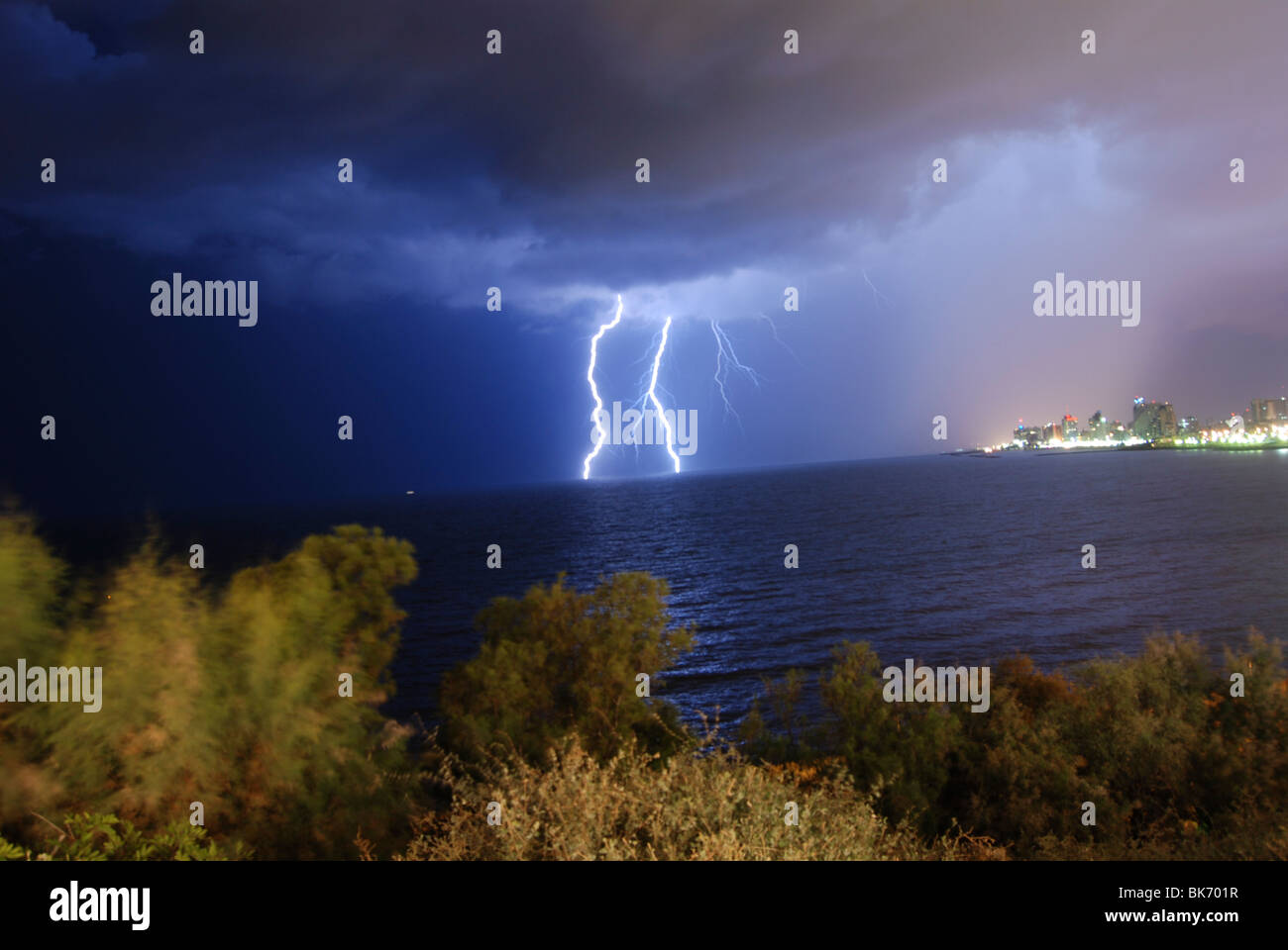 Lightningstorm hi-res stock photography and images - Alamy