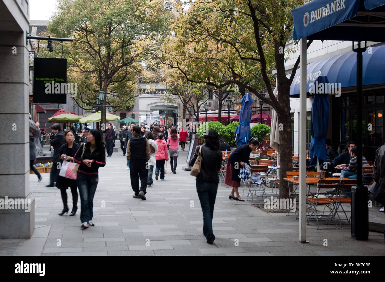 Xintiandi, Shanghai, China Stock Photo - Alamy