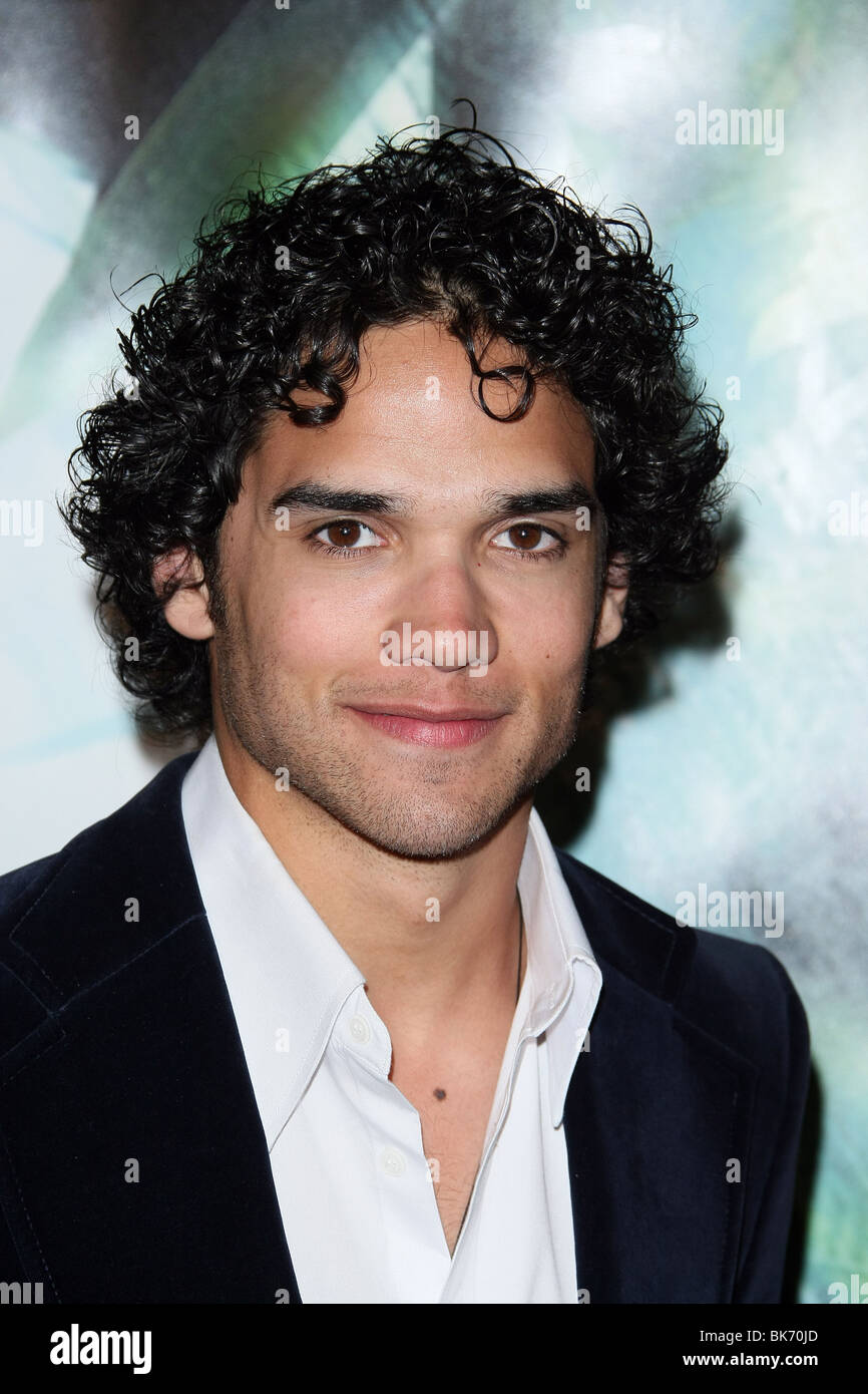 REECE RICHIE 10 000 BC LOS ANGELES PREMIERE GRAUMANS CHINESE HOLLYWOOD ...