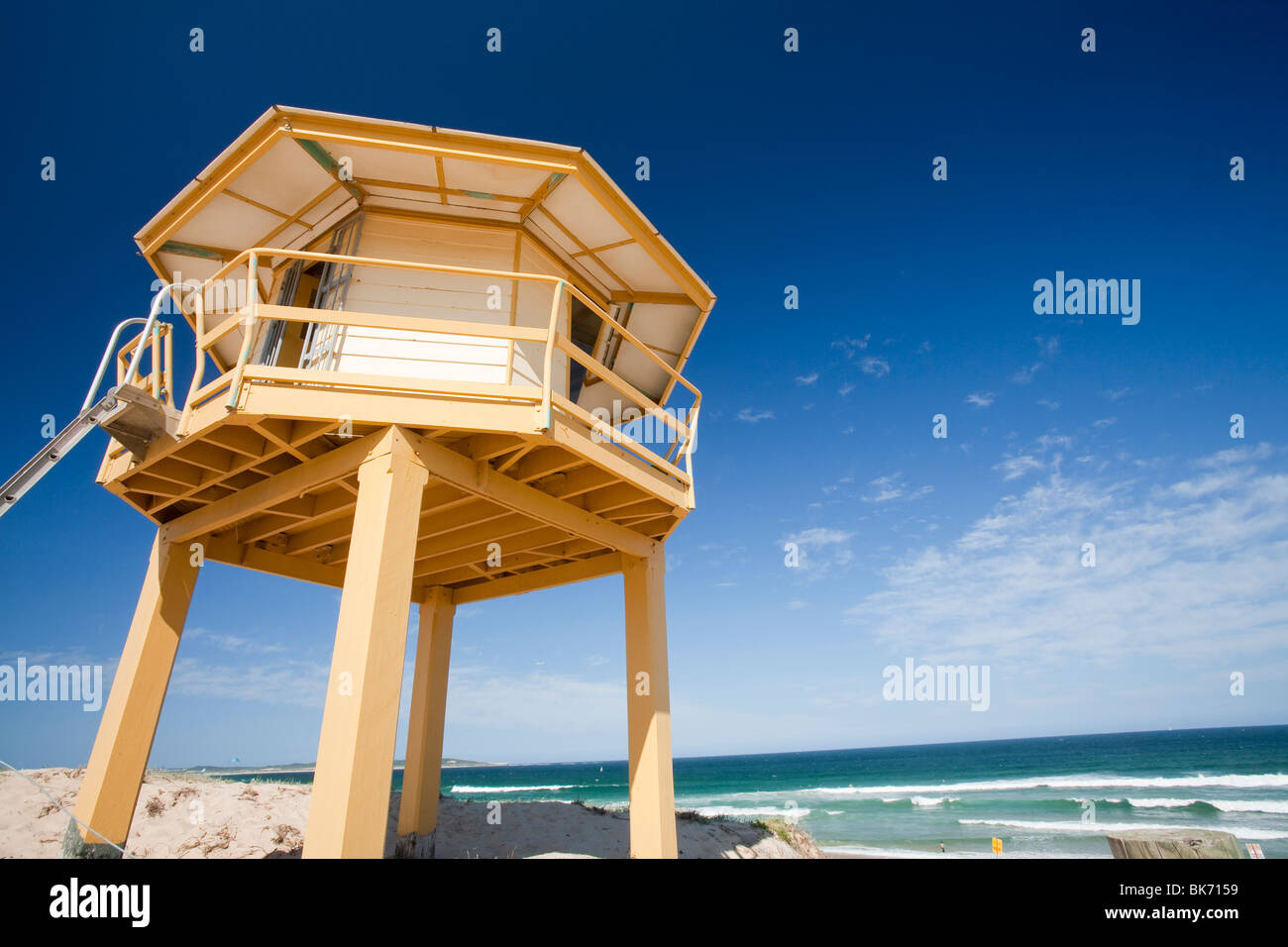 Lifeguard lookout tower hi-res stock photography and images - Alamy