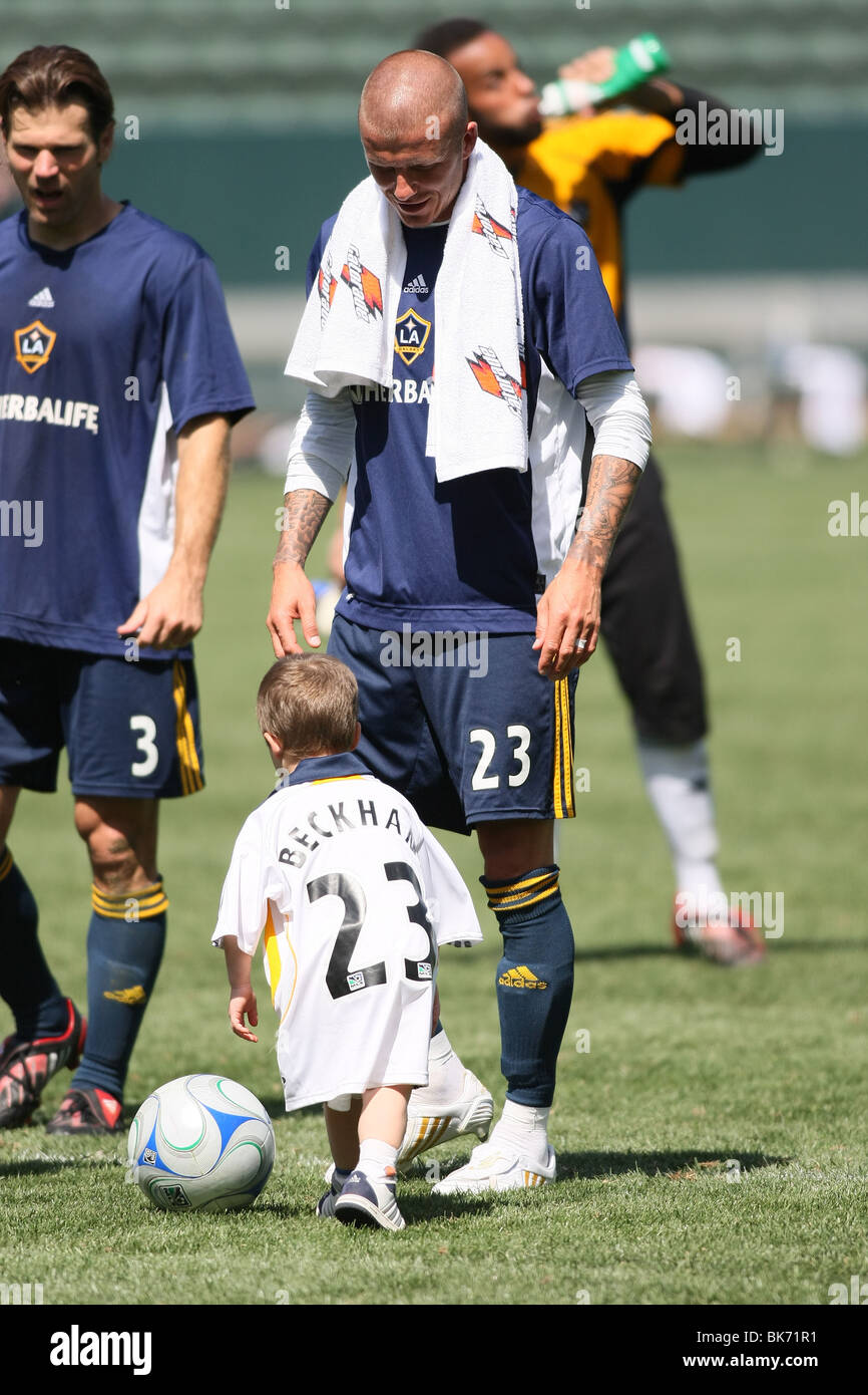 CRUZ BECKHAM & DAVID BECKHAM LOS ANGELES GALAXY 2008 FANFEST HOME DEPOT ...