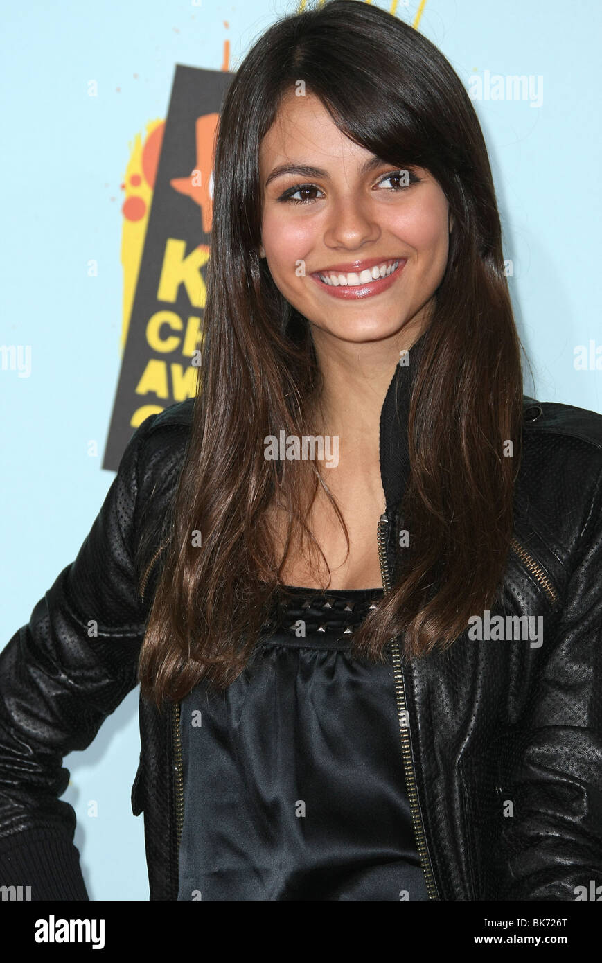 VICTORIA JUSTICE NICKELODEON'S 21ST KIDS CHOICE AWARDS UCLA WESTWOOD ...