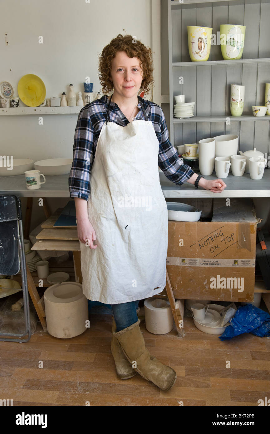 Welsh potter Lowri Davies in her studio Cardiff South Wales UK Stock ...