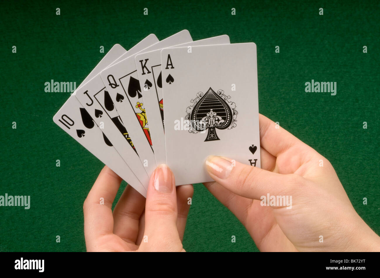 Hand of cards hi-res stock photography and images - Alamy