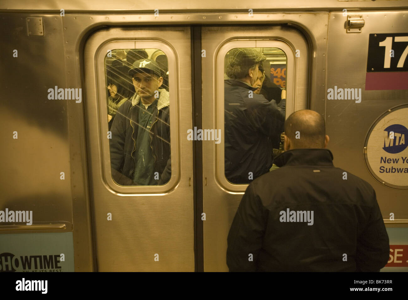 7 train queens new york hi-res stock photography and images - Alamy