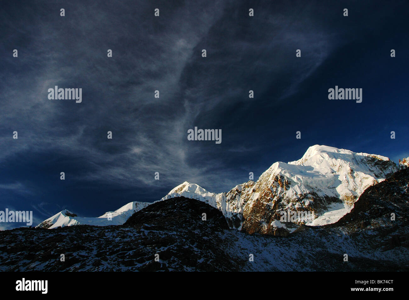 Scene from the Cordillera Real in Bolivia Stock Photo - Alamy