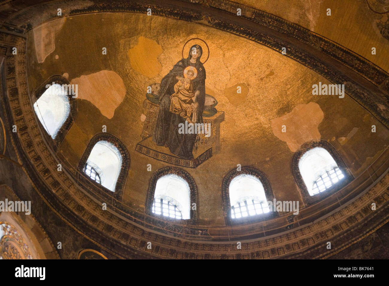 Madonna and Child fresco in Sophia Mosque in Istanbul Stock Photo - Alamy