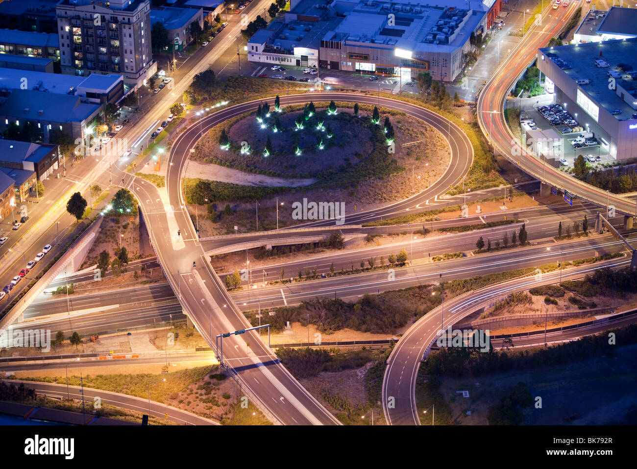 Intersection roundabout australia hi-res stock photography and images ...
