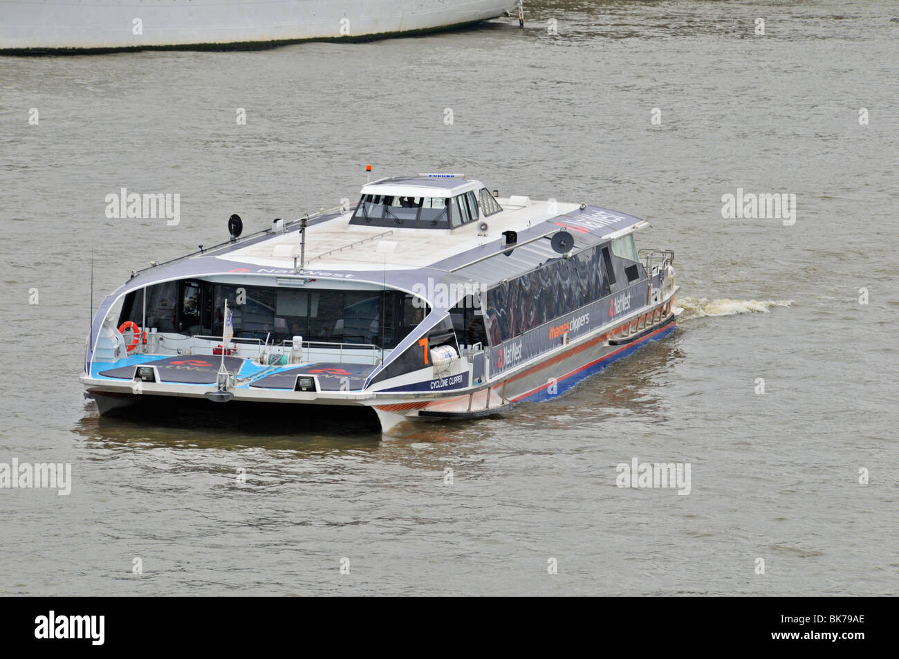 Thames clippers commuter service hi-res stock photography and images ...