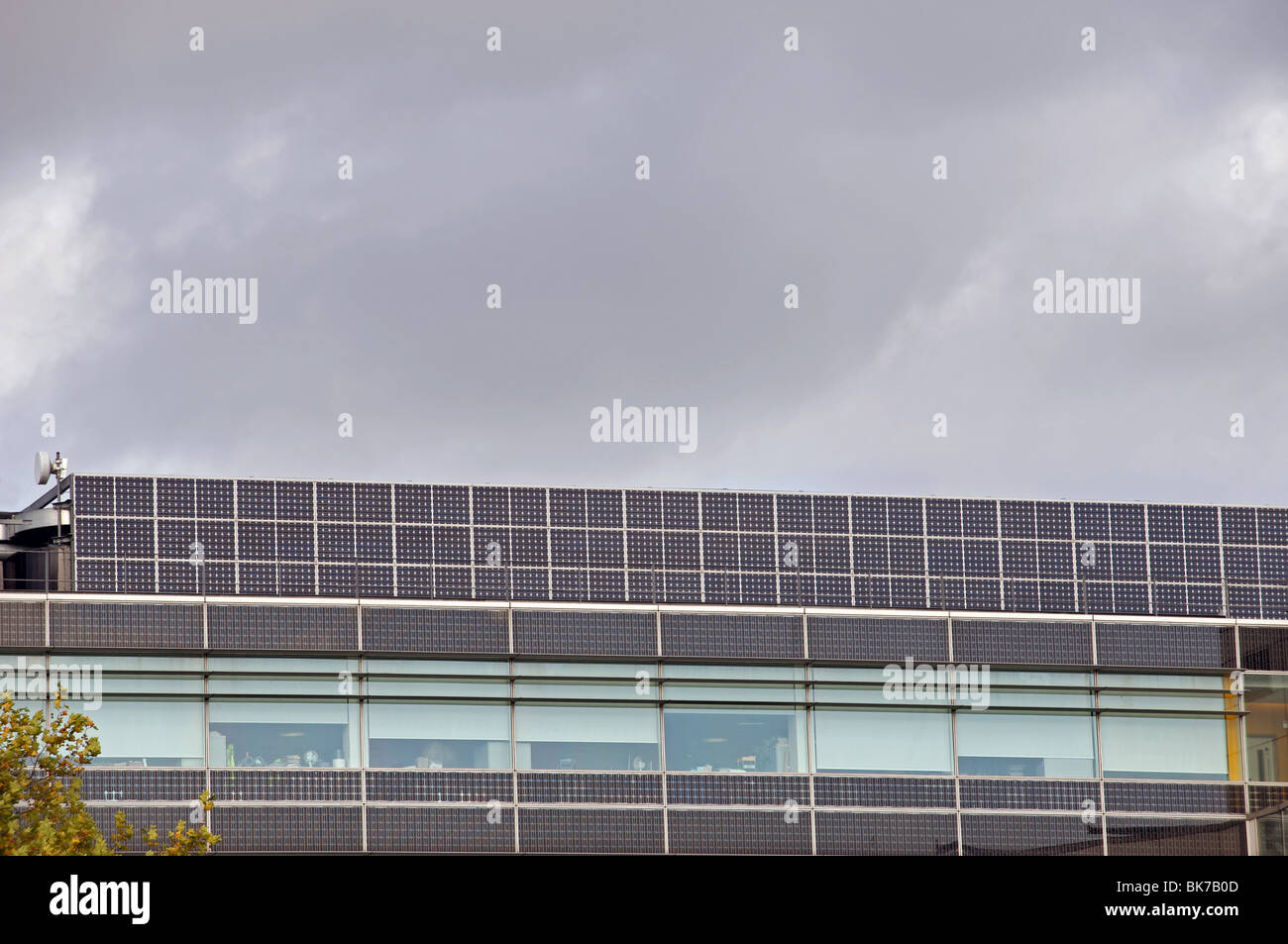 Solar energy building hi-res stock photography and images - Alamy