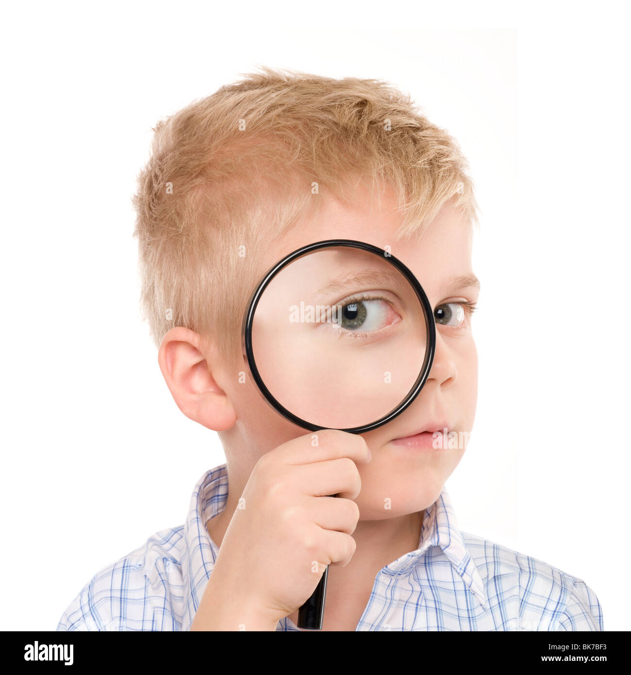 Kids magnifying glass curious hi-res stock photography and images - Alamy