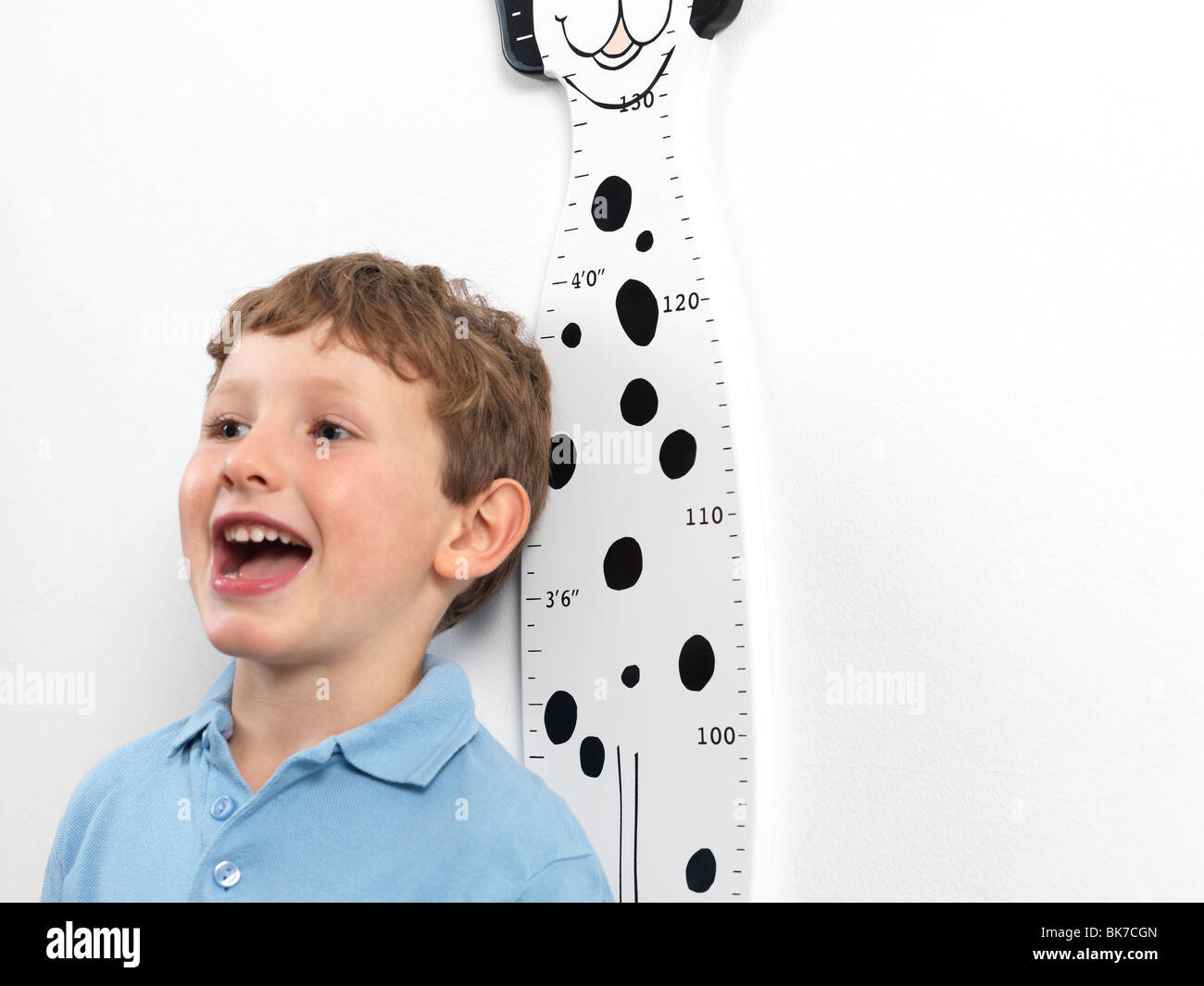 Height charts hi-res stock photography and images - Alamy