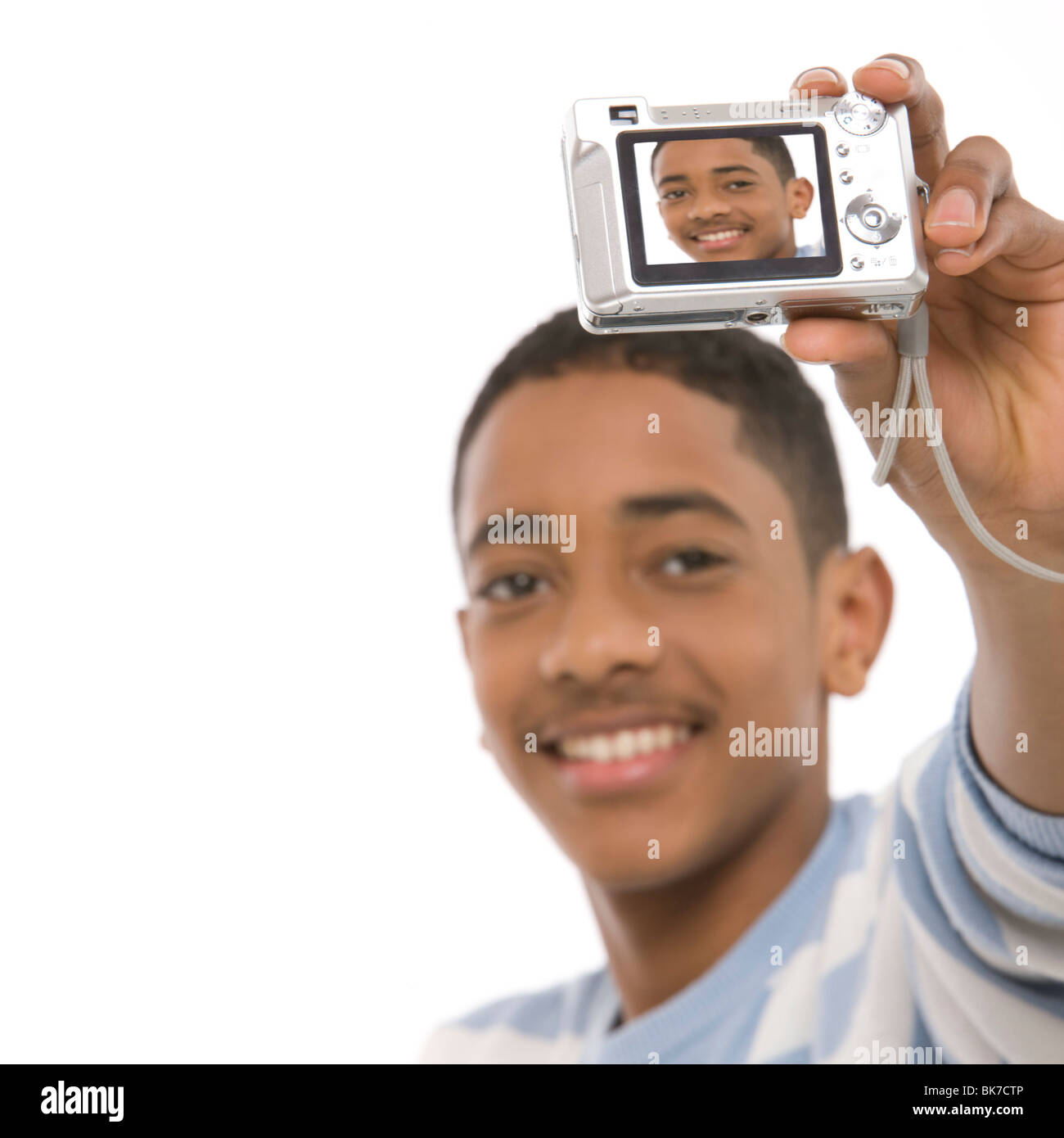 Teenagers with digital cameras hi-res stock photography and images - Alamy