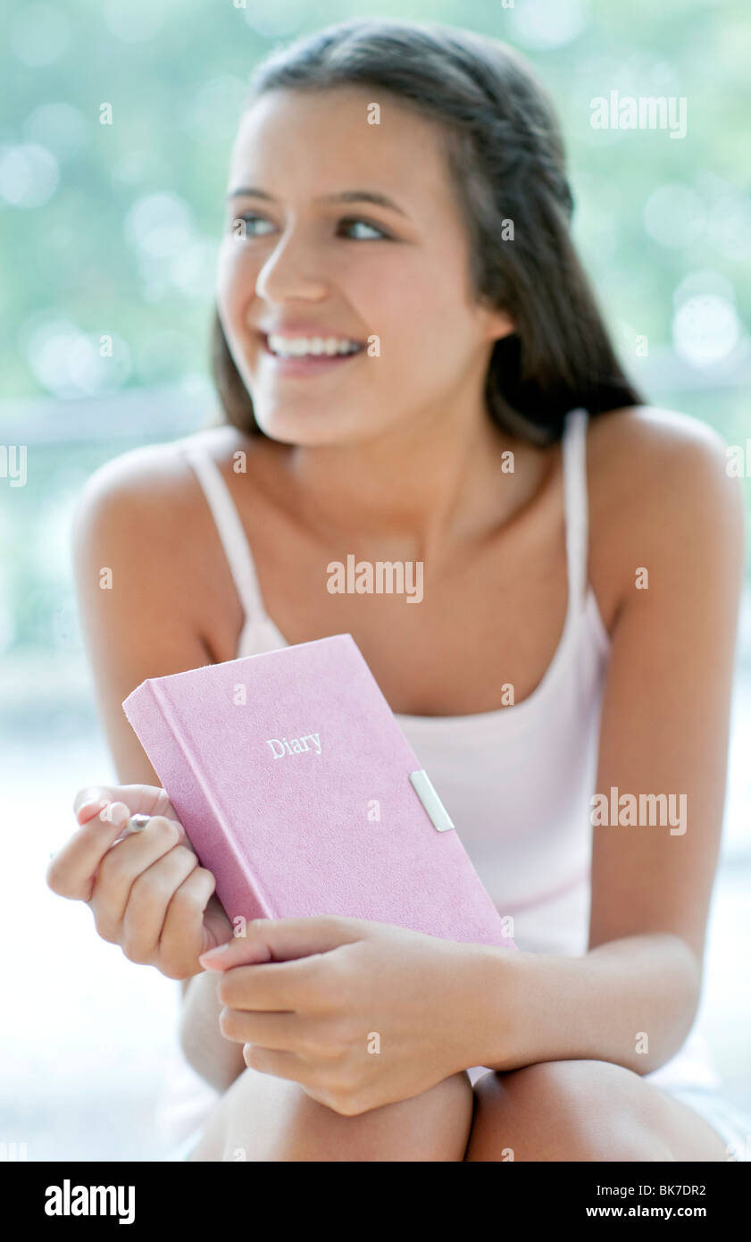 Teenage girl and her diary Stock Photo - Alamy