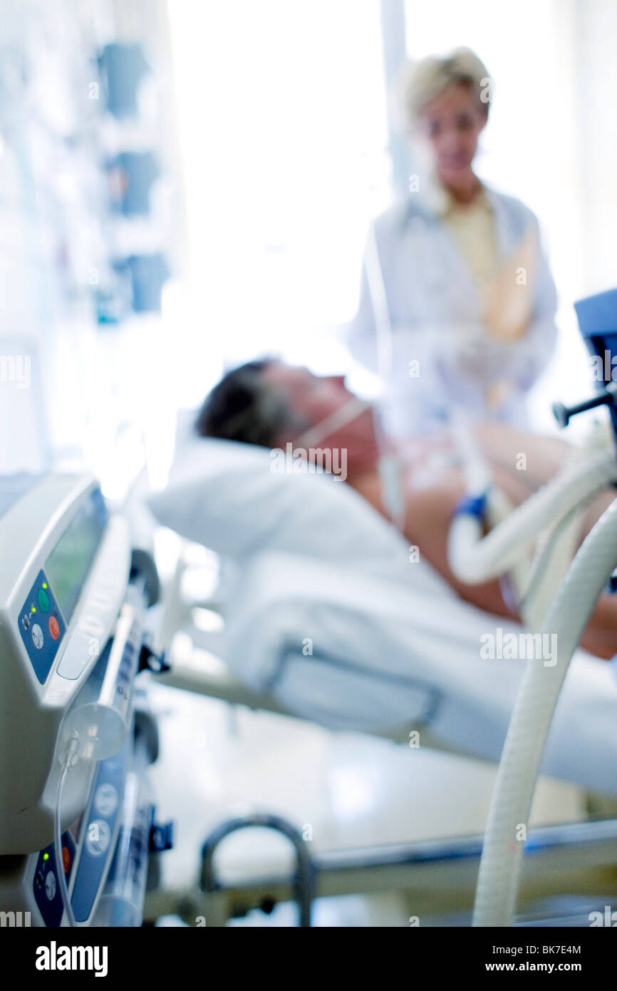 Intensive Care Unit Doctors High Resolution Stock Photography and ...