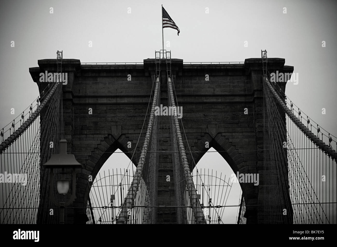 Cross brooklyn bridge hi-res stock photography and images - Alamy