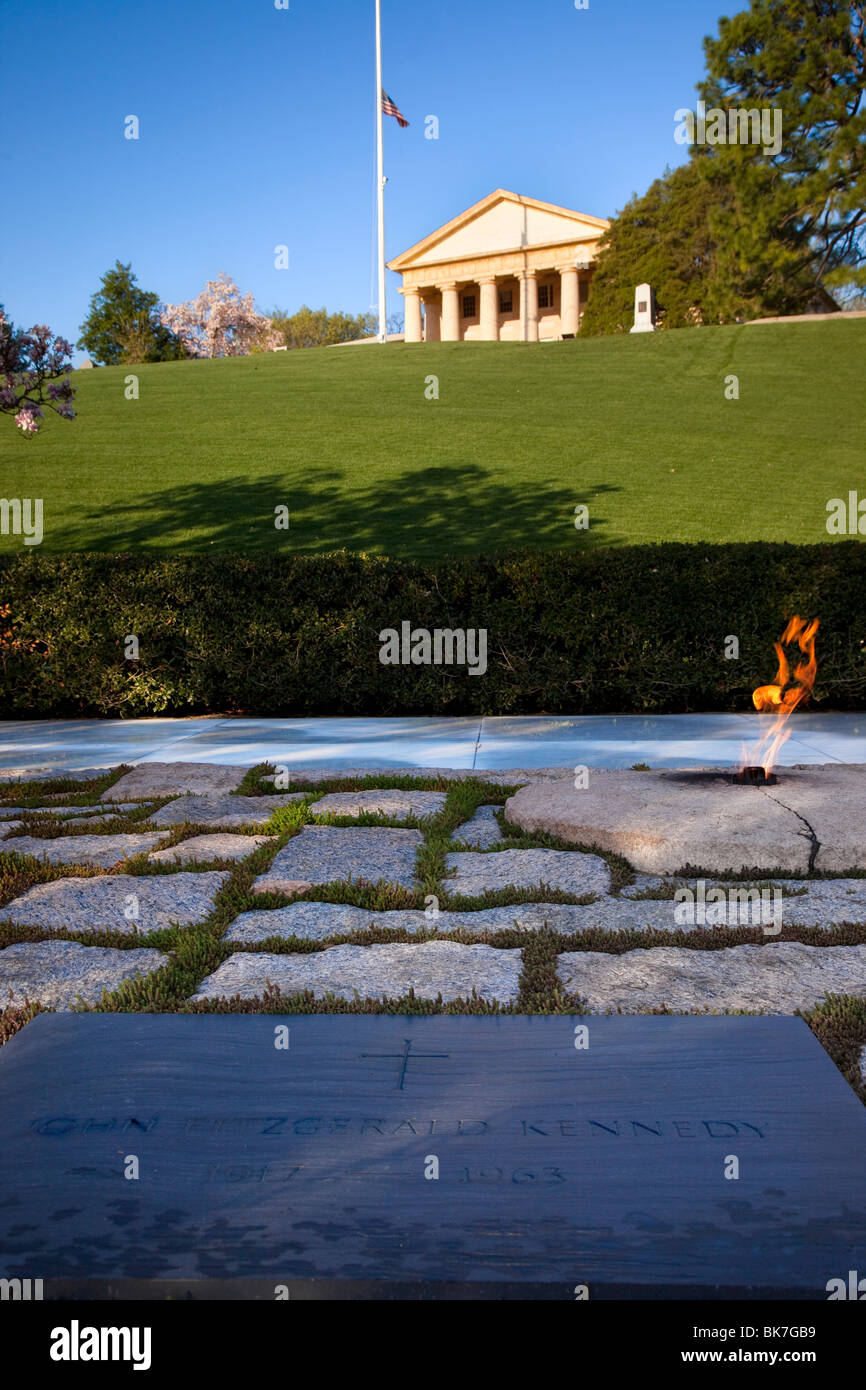 Kennedy grave site hi-res stock photography and images - Alamy