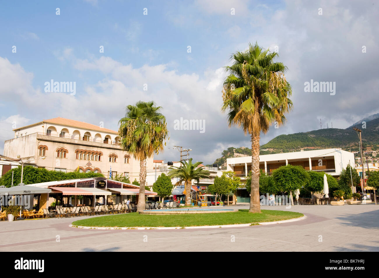 Greek square at Kyparissia on the Peloponnese Stock Photo - Alamy