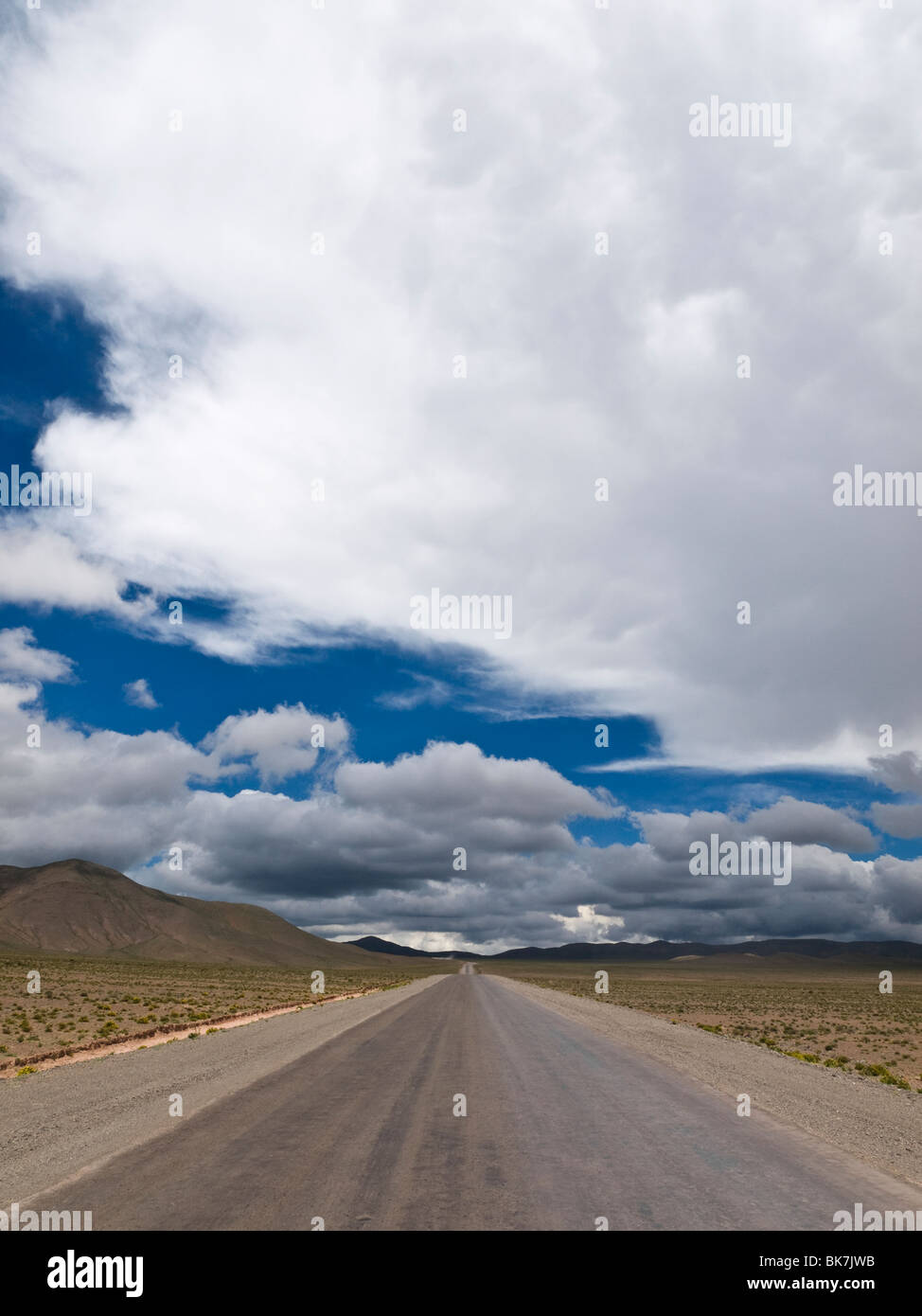 Horizon line straight horizon line hi-res stock photography and images ...
