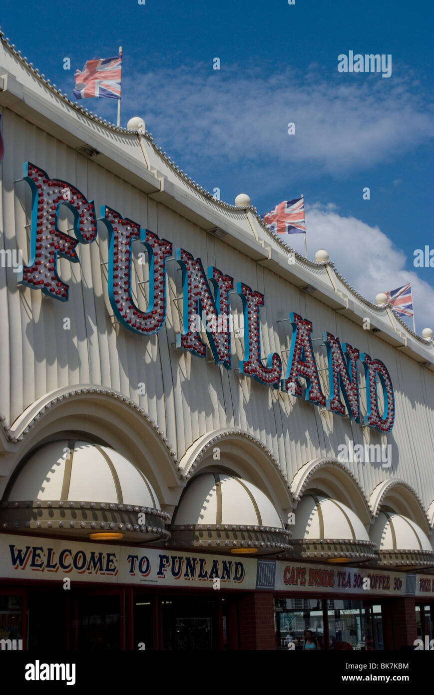 Southport funland arcade hi-res stock photography and images - Alamy